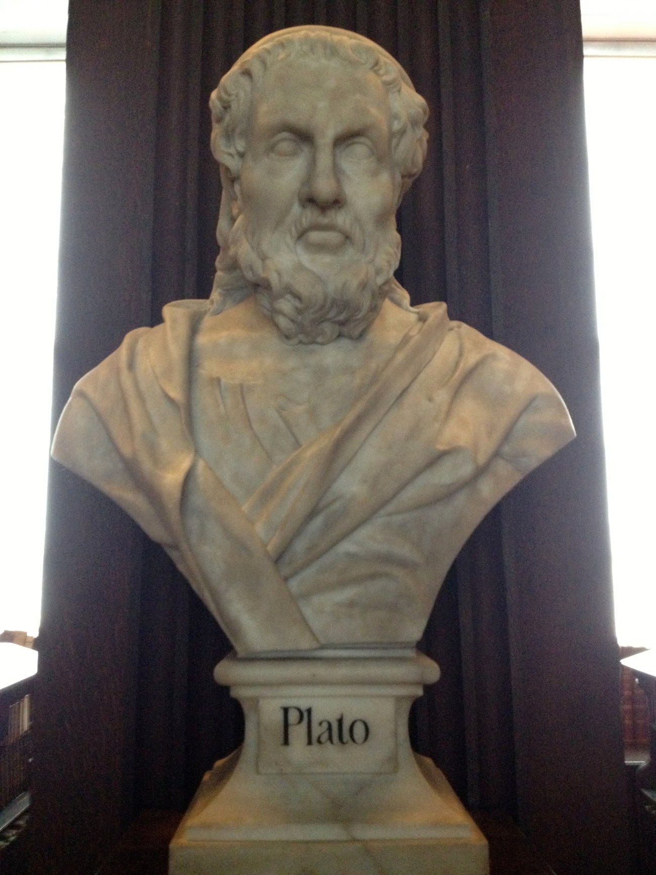 The Pantheon in the Library- the Sculpture Busts of Long Room Trinity ...