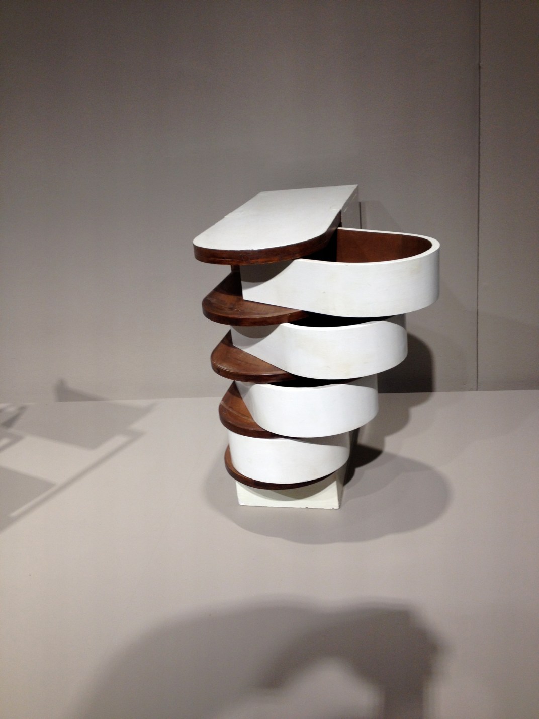 Eileen Gray at IMMA, thoughts & reflections. – Arran Q Henderson